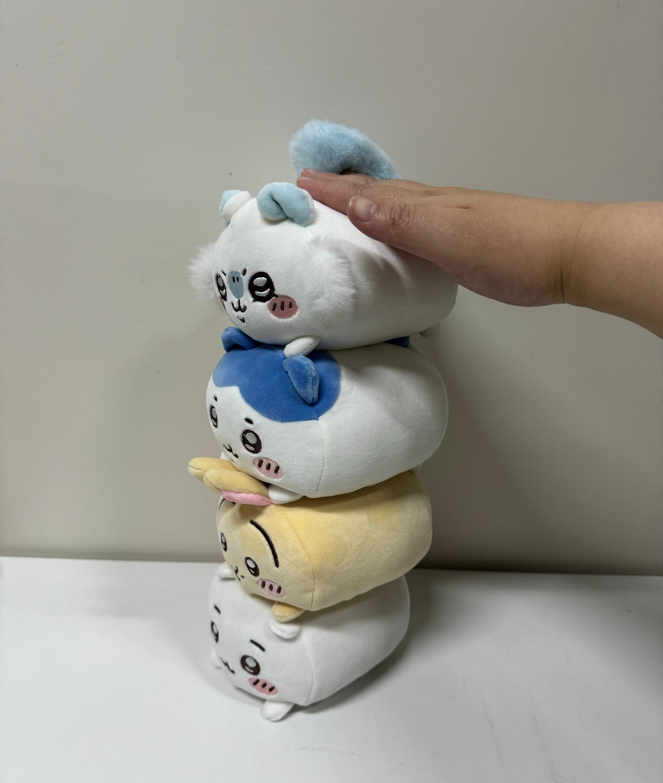 ChiiKawa X Miniso | ChiiKawa Hachiware Usagi Momonga Stacked Plush Dol ...